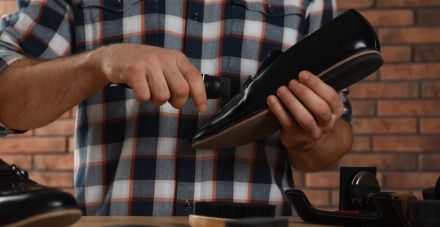 How To Polish Shoes (Get A Brilliant Shine Every Time) - Expert Home Tips