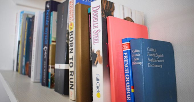 16 New & Exciting Ways To Use Old Books You NEED To Try - Expert Home Tips