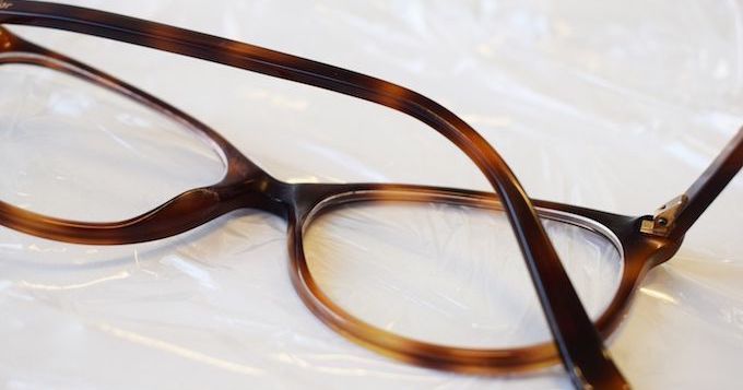 8 Glasses Hacks EVERYONE With Poor Eyesight Should Know - Expert Home Tips