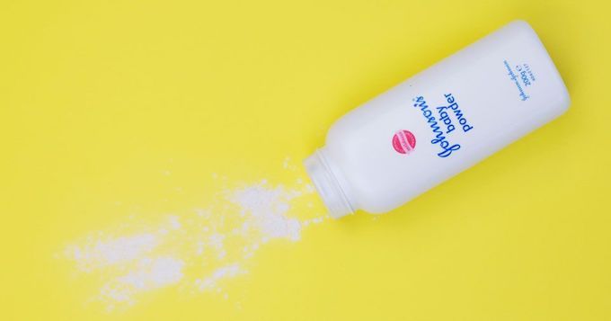 Frugal Living: 14 Super Smart Uses For Baby Powder - Expert Home Tips