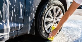 The Complete Guide To Cleaning Alloy Wheels (Make Them Sparkle Again ...